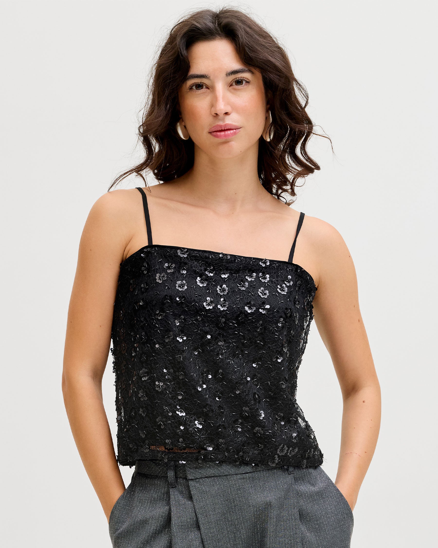 JXDREAM SEQUIN TOP – Kings Queens