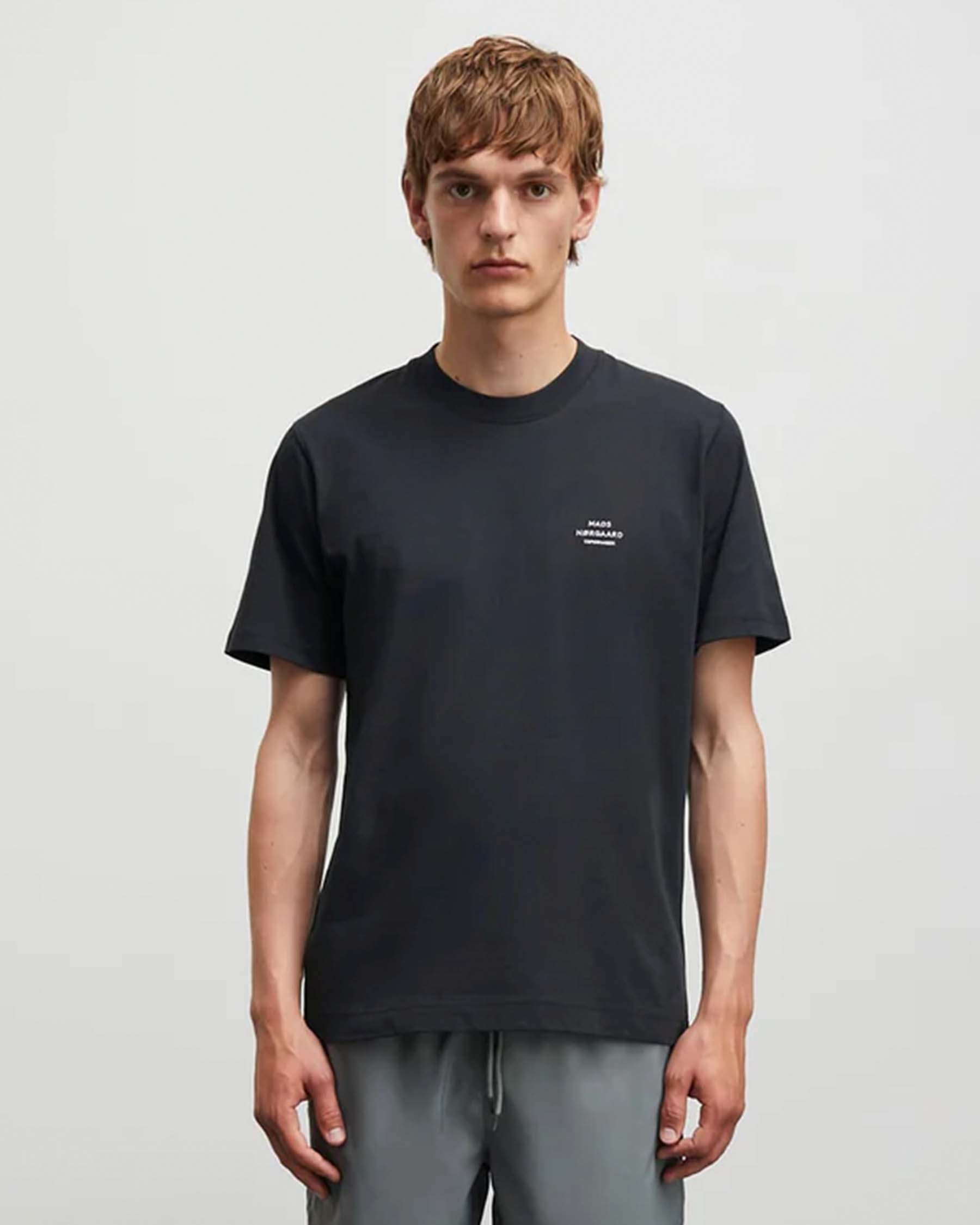 Frode Emb Logo Tee – Kings Queens