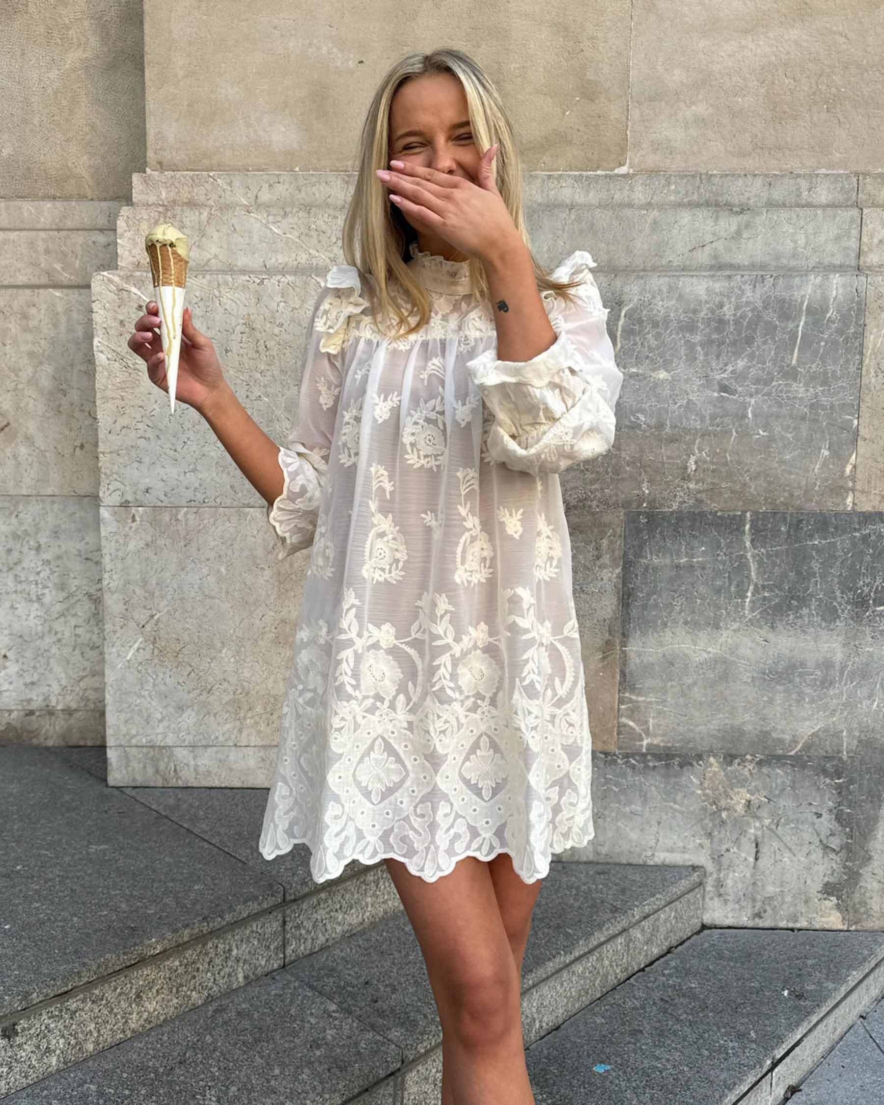 Ellinoric lace dress – Kings Queens