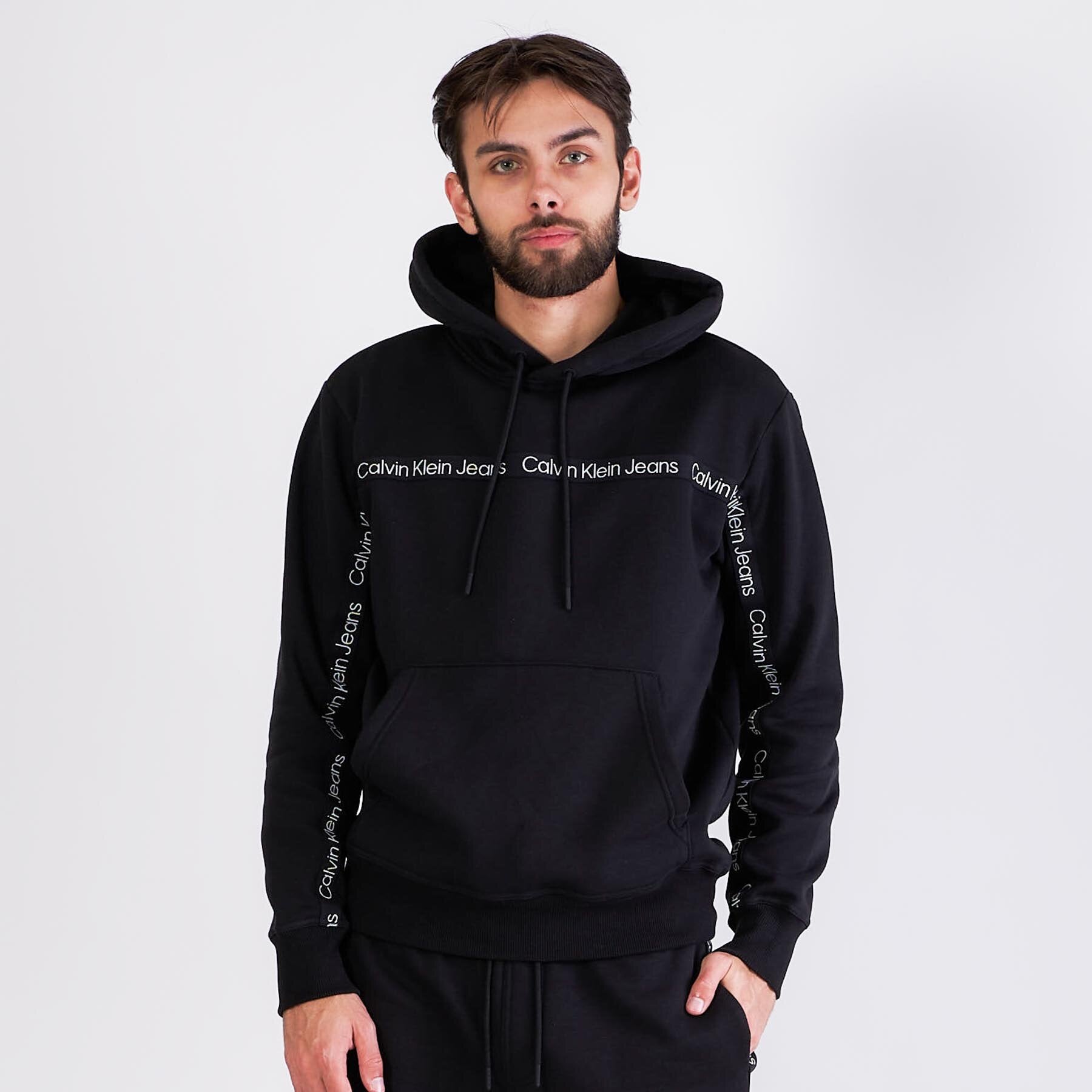Logo tape hoodie – Kings Queens